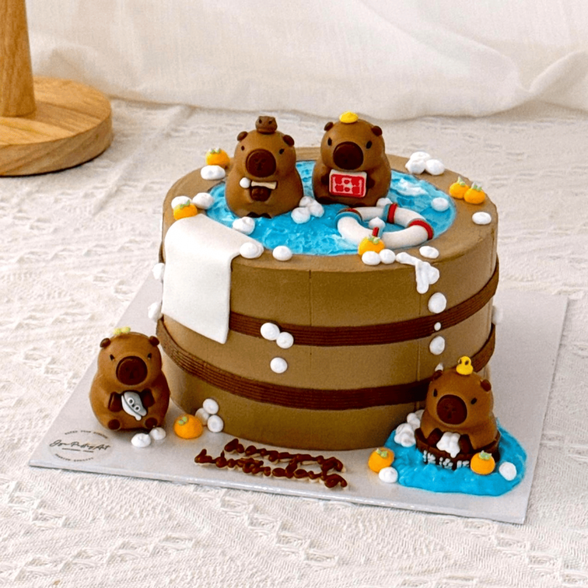 Capybara 6" - Jyu Pastry Art